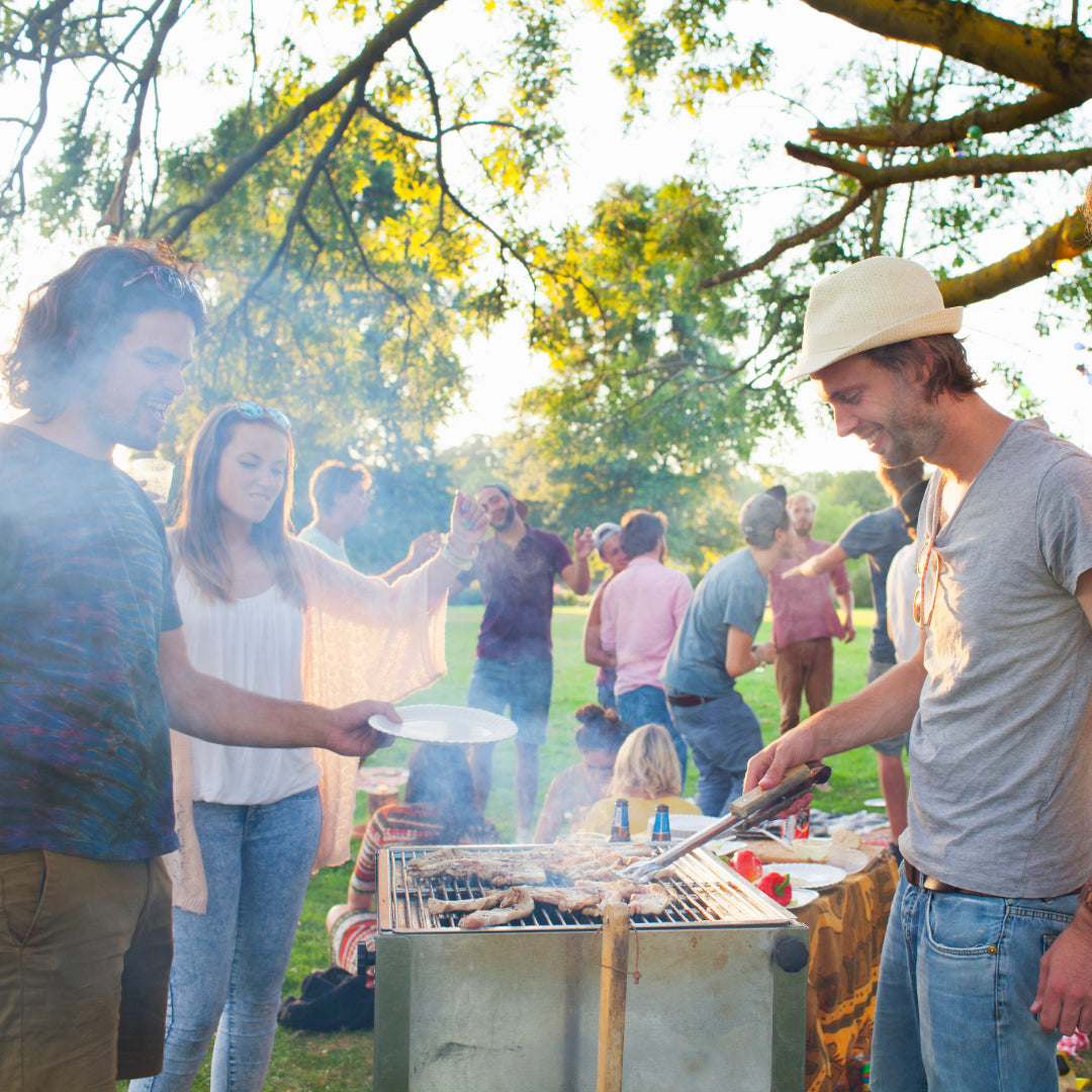 BBQ Party Hosting Tips UK | Easy Outdoor Entertaining – Smokey Rebel